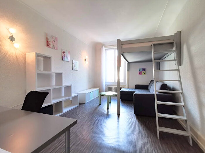 Appartement à louer - Besançon, Boucle, Chapelle des Buis - 2 pièces - 1 chambre