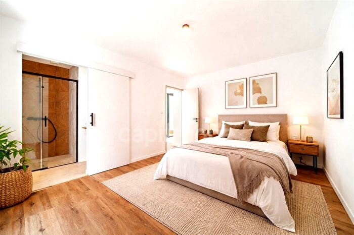 Maison à vendre - Létang-Salé - 5 pièces - 3 chambres