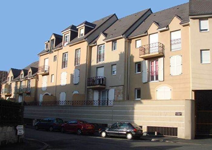 Brive-la-Gaillarde, Centre-ville, Pont Cardinal, Champanatier : Appartement 4 pièces à louer