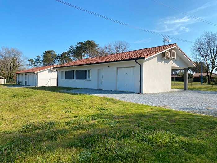 Maison à louer - Boos - 4 pièces - 3 chambres