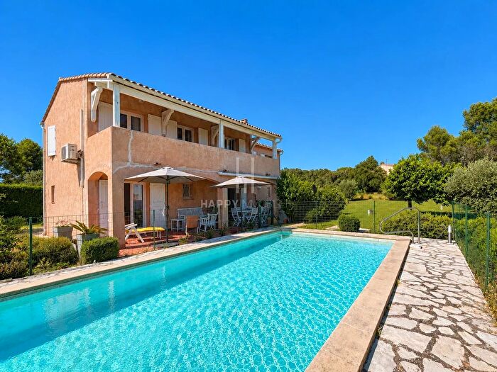 Maison 7 pièces à vendre - Aureille