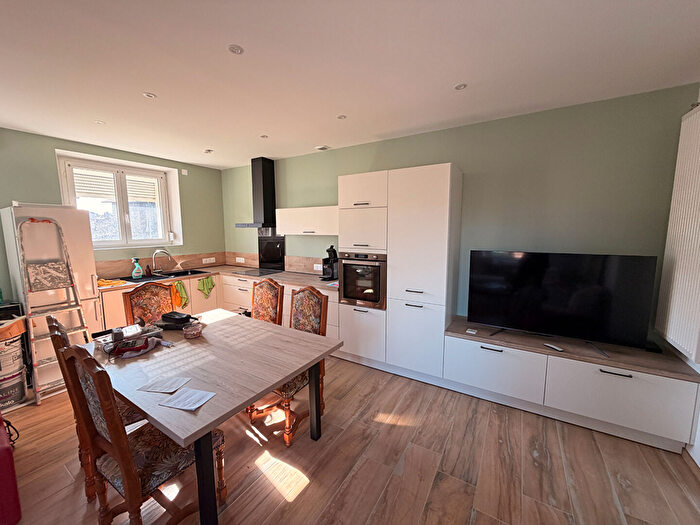 Maison à louer - Reims, Sainte-Anne, Maison Blanche, Wilson - 3 pièces - 2 chambres