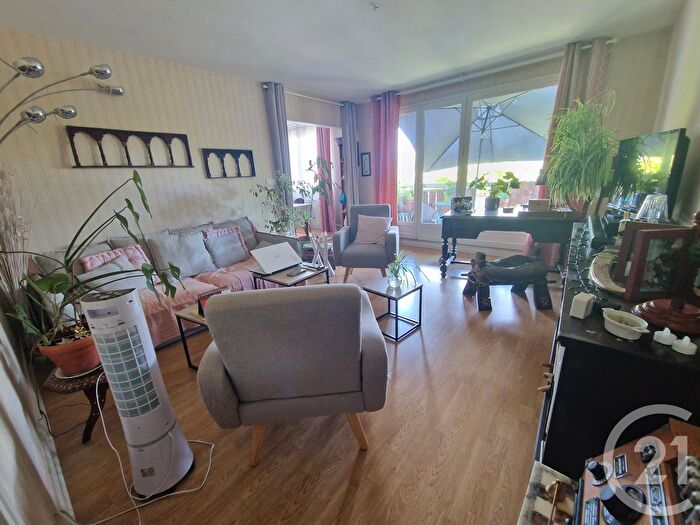 Appartement à vendre - Brive-la-Gaillarde, Pont de La Bouvie, Gaubre, Estavel, Tujac - 4 pièces - 3 chambres