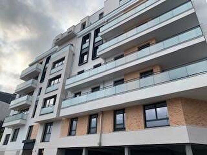 Appartement à louer - Agent Sarre-Centre-Les Vallées-La Garenne, Colombes - 4 pièces - 3 chambres