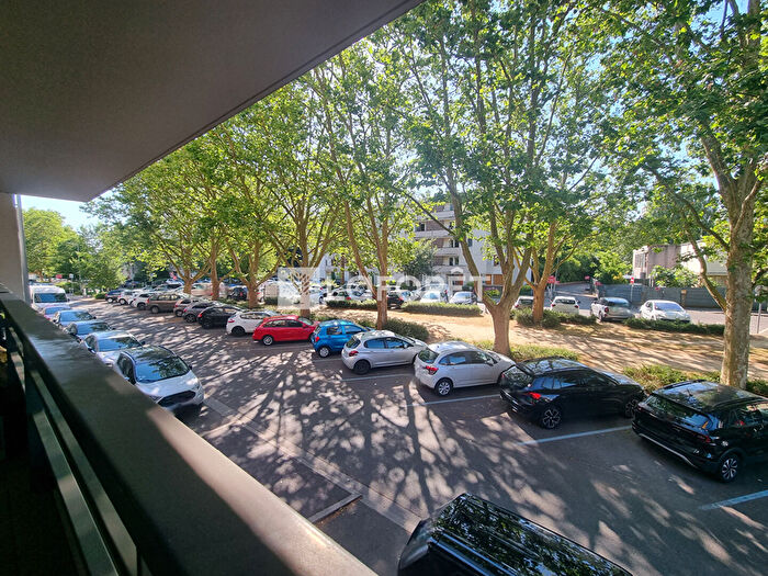 Appartement 3 pièces à Saint-Ouen-l'Aumône, Centre-ville, Prairie, à vendre