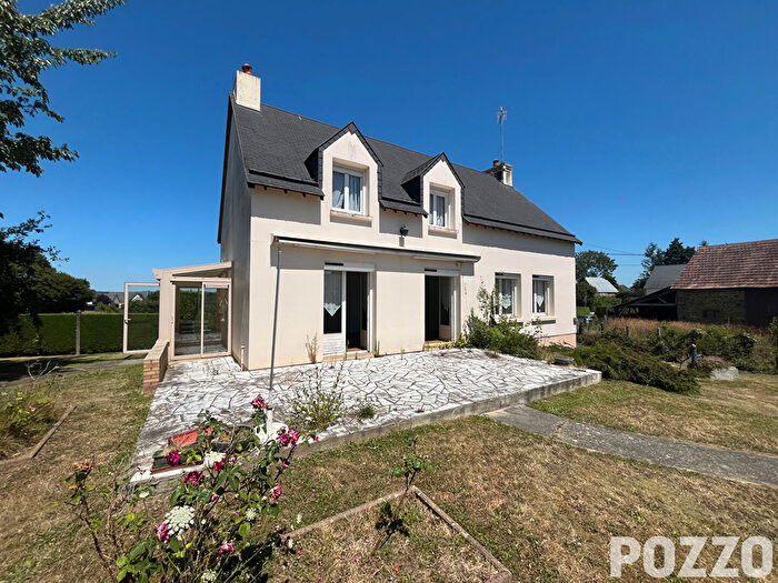Saint-Hilaire-du-Harcouët : Maison 6 pièces à vendre