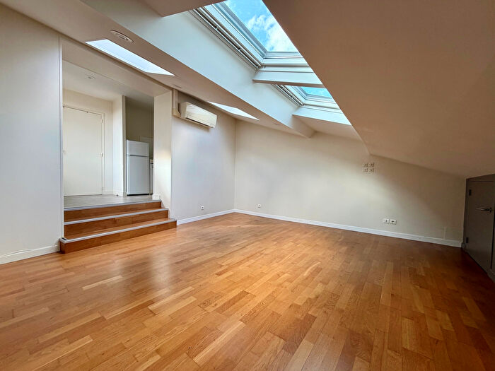 Limoges, Centre-ville, Hôtel de Ville, Emailleurs : Appartement 1 pièce à louer