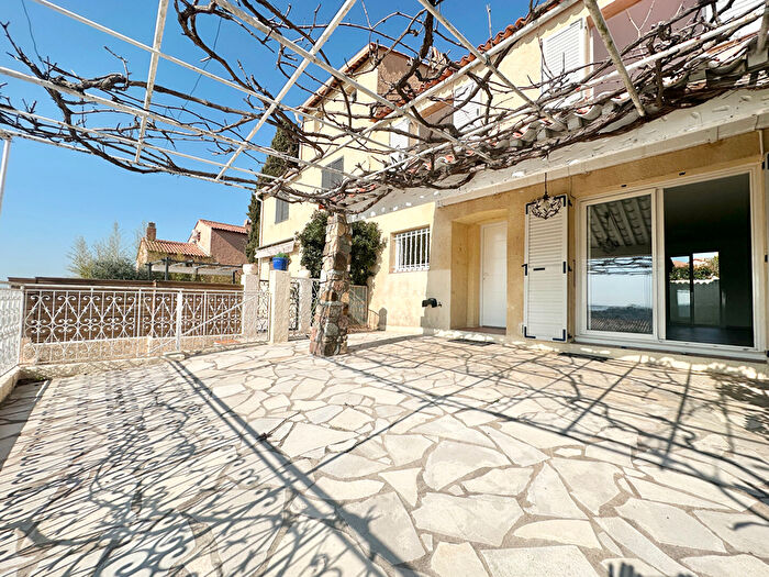 Maison à vendre - Saint-Raphaël - 4 pièces - 3 chambres