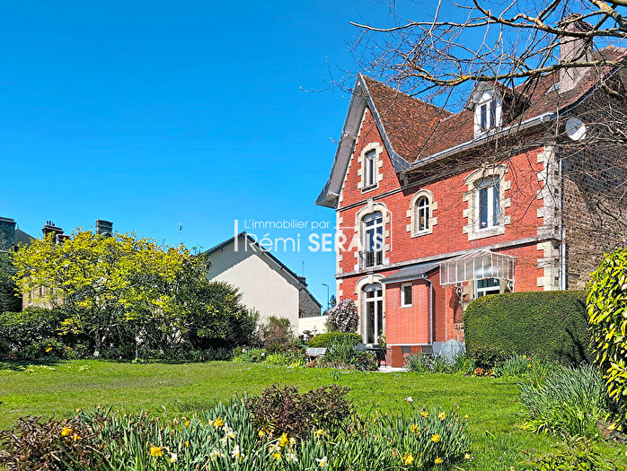 Flers, Est - Maison 9 pièces à vendre