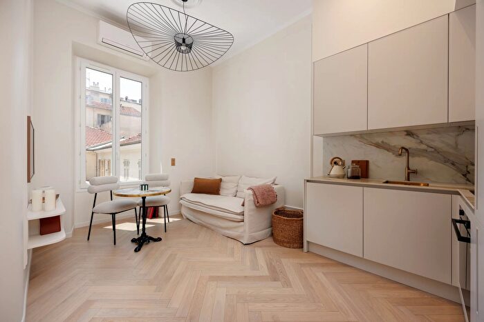 Appartement à vendre - Nice, Médecin - 2 pièces - 1 chambre