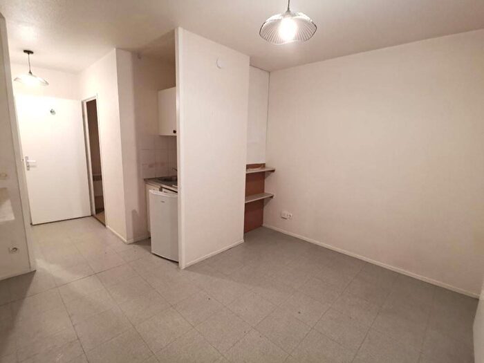 Appartement 1 pièce à Wazemmes, Lille, à louer