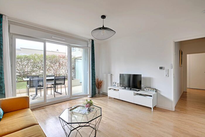 Appartement à vendre - Saint-Maur-des-Fossés, Adamville - 3 pièces - 2 chambres