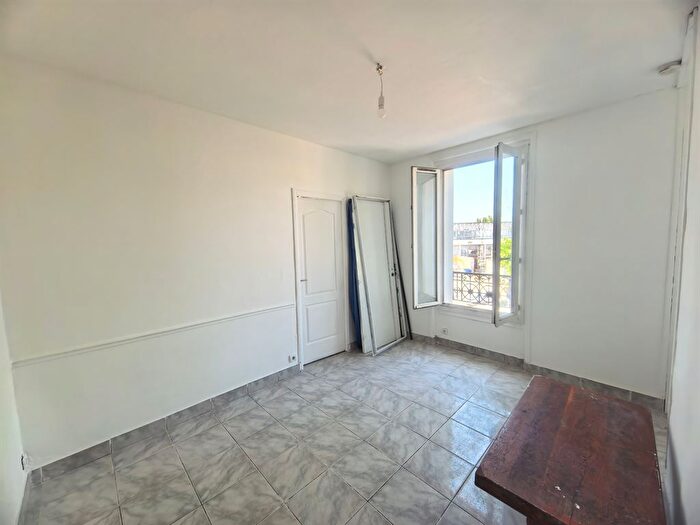 Aubervilliers, Firmin Génier, Sadi Carnot : Appartement 2 pièces à vendre