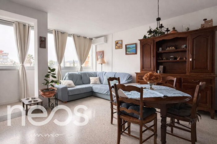 Le Lavandou, Centre-ville, Plage du Lavandou, Pointe Pilon : Appartement 4 pièces à vendre