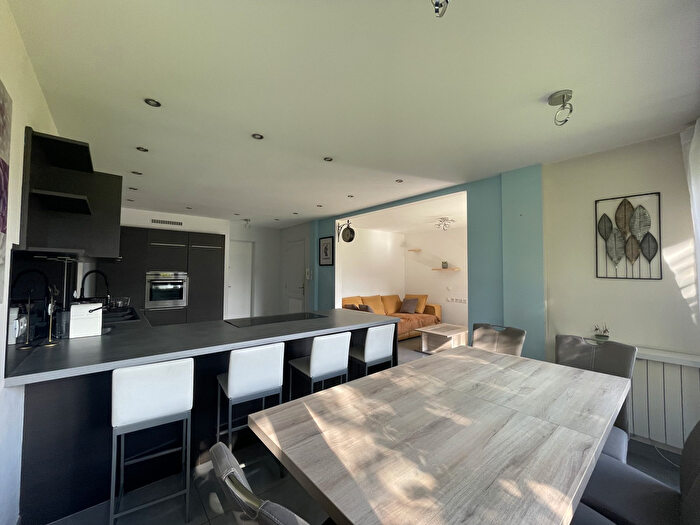 Appartement à vendre - Meythet - 4 pièces - 3 chambres