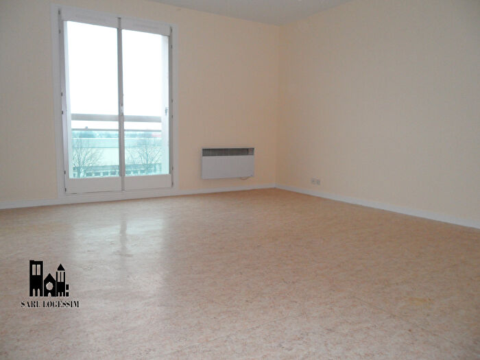 Appartement à louer - Bourges, Centre-ville, Charlet, Lahitolle, Pignoux, Sembat - 3 pièces - 2 chambres