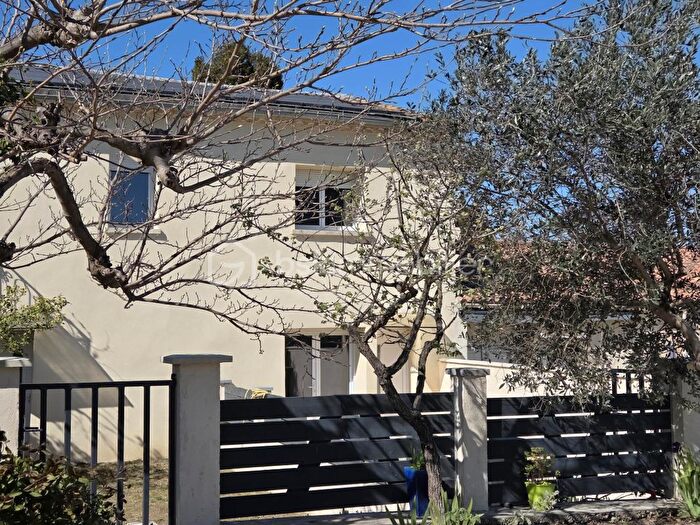 Maison 5 pièces à Meynes, à vendre