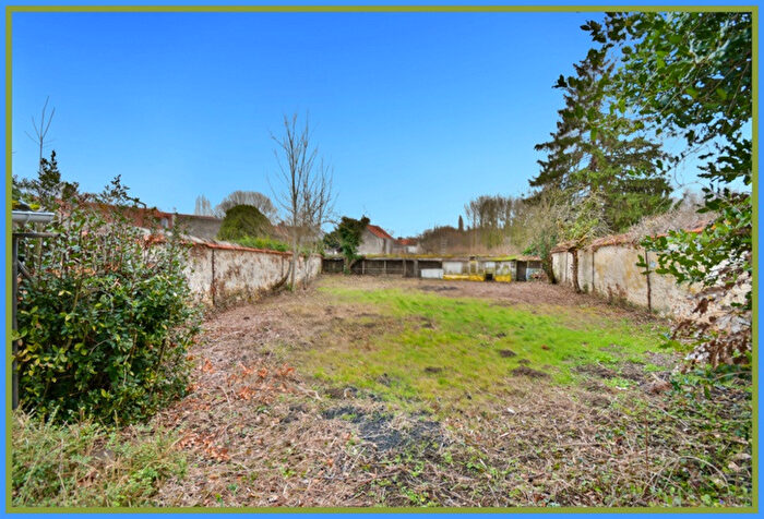 Maison à vendre - Saint-Vrain - 6 pièces - 3 chambres