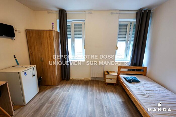 Appartement à louer - Epeule-Trichon, Roubaix - 5 pièces - 5 chambres