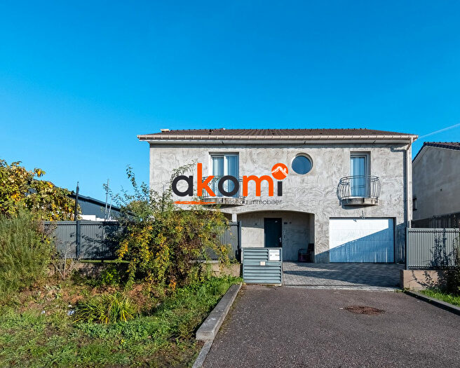 Maison à vendre - Blénod-lès-Pont-à-Mousson - 7 pièces - 5 chambres