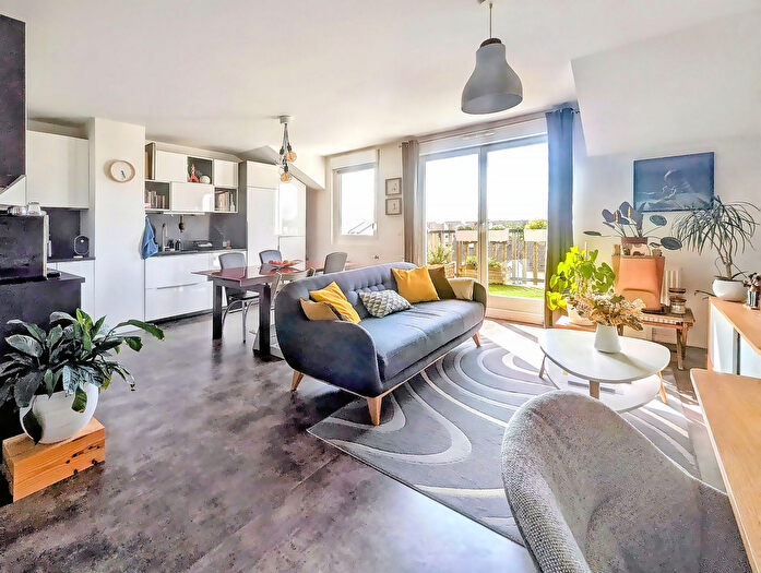 Magny-les-Hameaux : Appartement 4 pièces à vendre