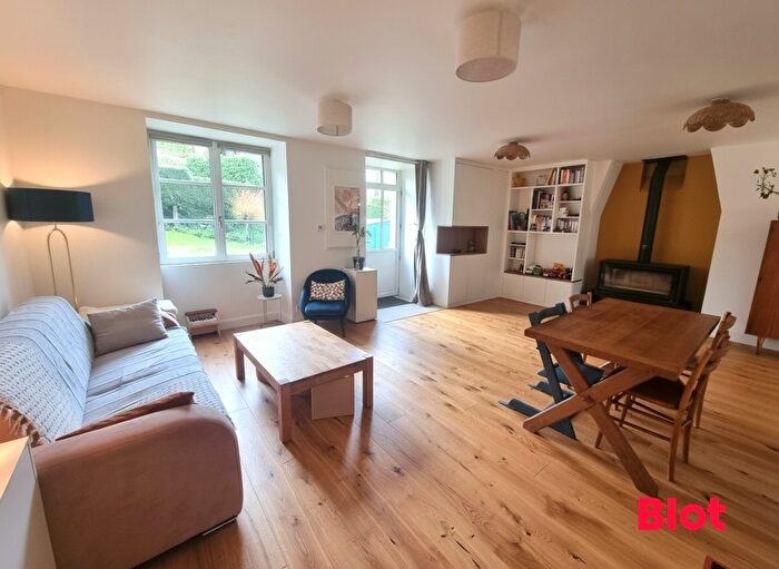 Maison à vendre - Hédé-Bazouges - 4 pièces - 2 chambres