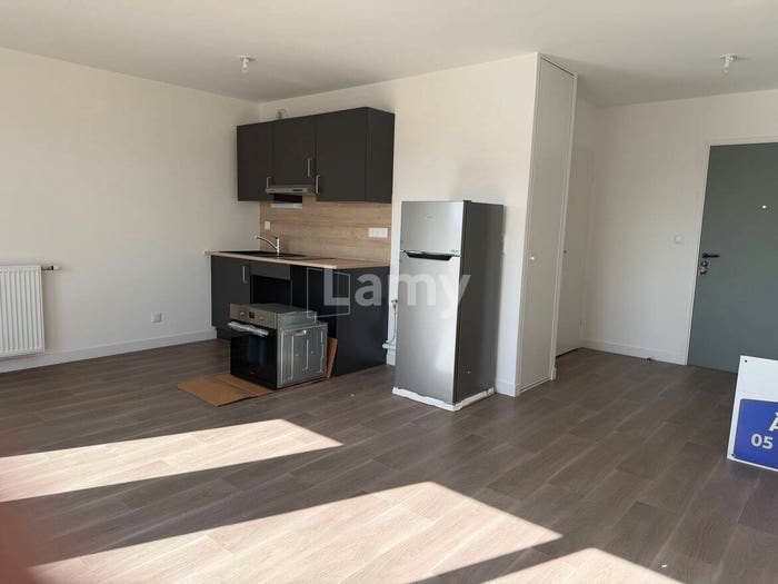 Saint Eloi-Touffenet-Breuil-Mingot, Poitiers : Appartement 1 pièce à louer