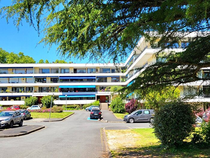 Appartement à louer - CCLAPS-Camponac, Pessac - 3 pièces - 2 chambres