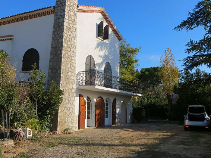 Maison à louer - Béziers, Perch des Moulins, Font Neuve, Terries - 6 pièces - 5 chambres