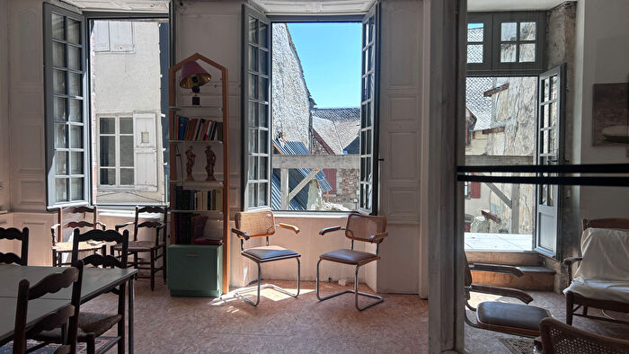 Maison 9 pièces à vendre à Mur-de-Barrez