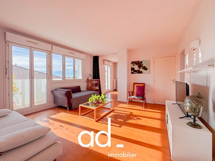 Appartement 4 pièces à La Rochelle, Centre-ville, Vieux-port, Marché, à vendre