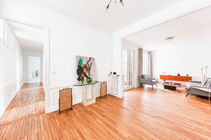 Paris 16ème, Auteuil-Nord, Jasmin, Mirabeau - Appartement 4 pièces à vendre