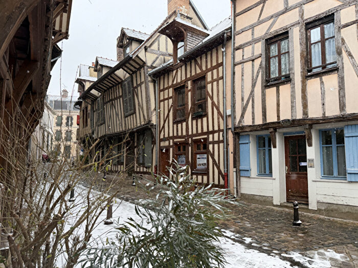 Appartement à vendre - Troyes, Cathédrale - 3 pièces - 2 chambres