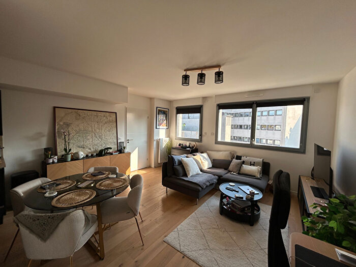 Appartement à louer - Asnières-sur-Seine, Gresillons, Voltaire - 2 pièces - 1 chambre