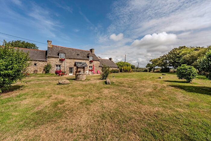 Maison 5 pièces à Ploumoguer, à vendre