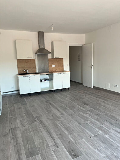 Appartement à louer - Lavelanet - 2 pièces - 1 chambre