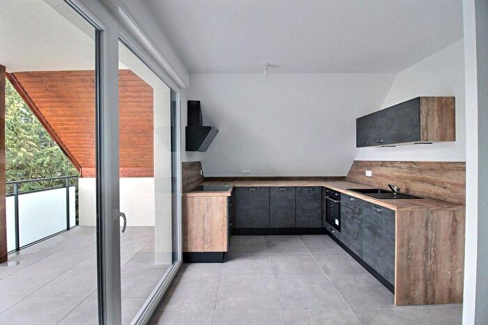 Appartement à louer - Bergheim - 3 pièces - 2 chambres