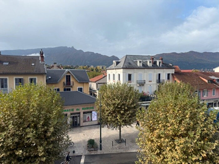 Appartement 3 pièces à Aix-les-Bains, Centre-ville, à vendre