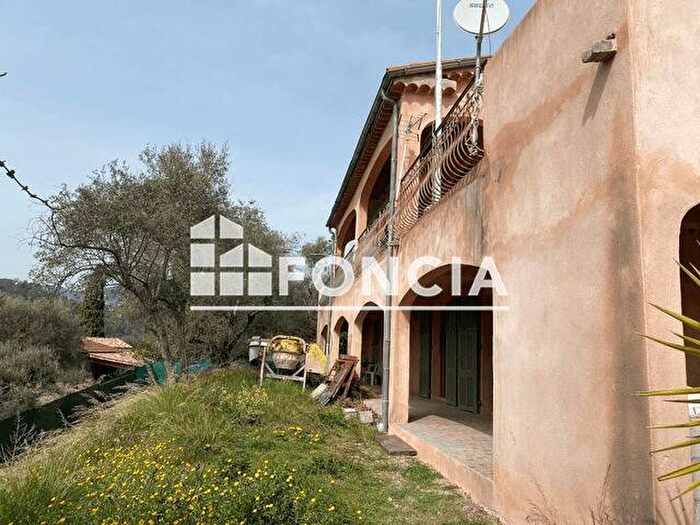 Appartement 5 pièces à louer - Nord-Hameaux, Contes