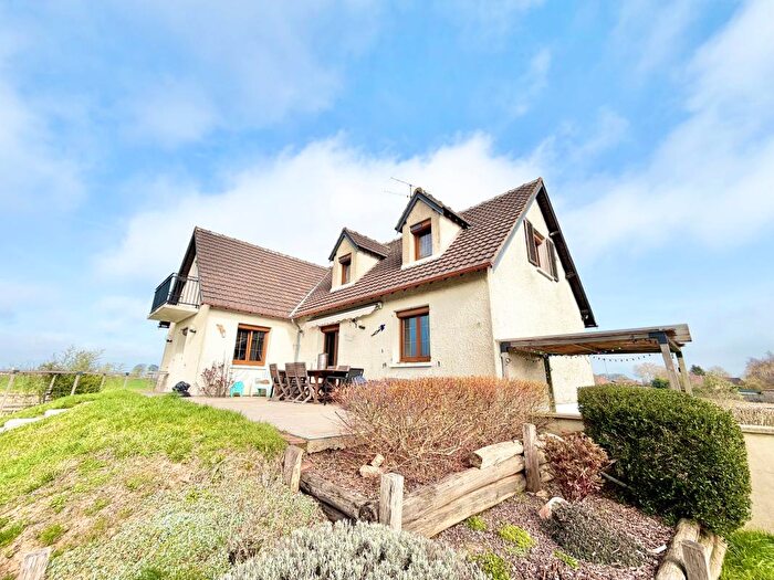 Maison à vendre - Amilly - 7 pièces - 5 chambres