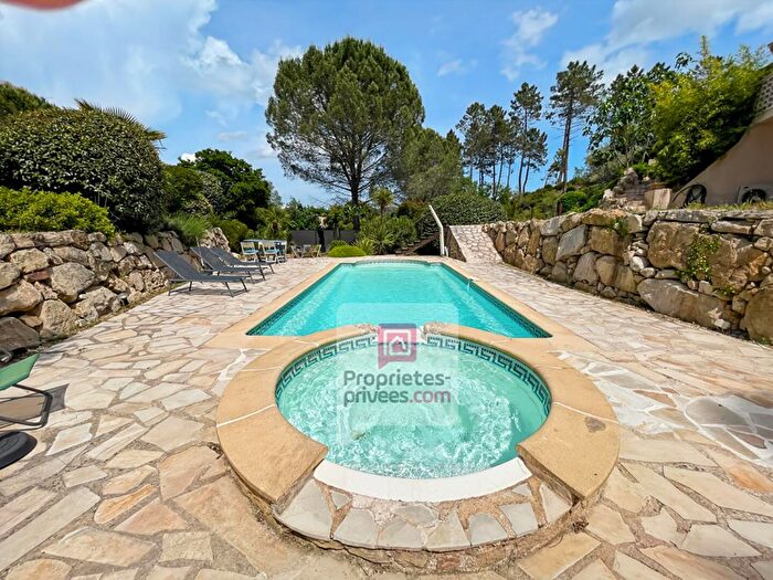 Maison à vendre - Montauroux - 7 pièces - 4 chambres