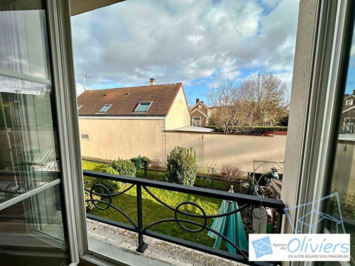 Centre Ville, Plaisir : Appartement 2 pièces à louer