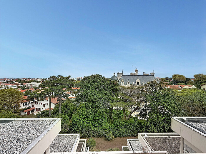 Appartement 4 pièces à Biarritz, Larrepunte, République, à vendre