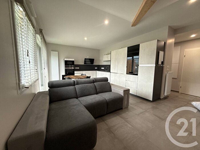 Appartement à louer - Saint-Pierre-en-Faucigny - 3 pièces - 2 chambres