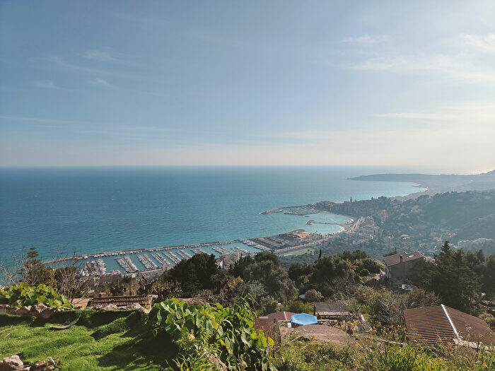 Appartement à vendre - Menton, Haut Borrigo, Saint-Paul-Garavan, Vallée de Gorbio - 4 pièces - 3 chambres