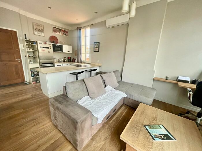Appartement à vendre - Cannes, Suquet - 1 pièce