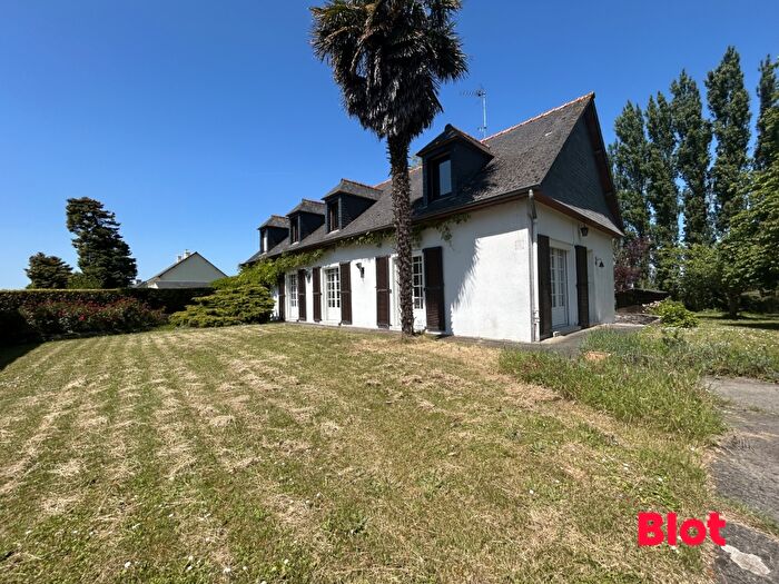 Maison à vendre - Hirel - 7 pièces - 5 chambres