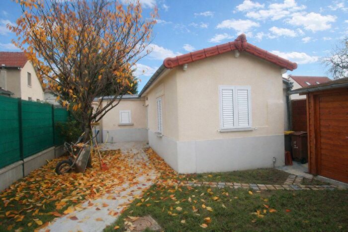 Maison à louer - Main de Fer, Houilles - 2 pièces - 1 chambre