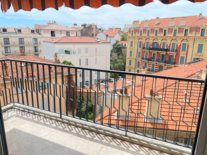 Appartement 2 pièces à Cannes, Prado, République, à vendre