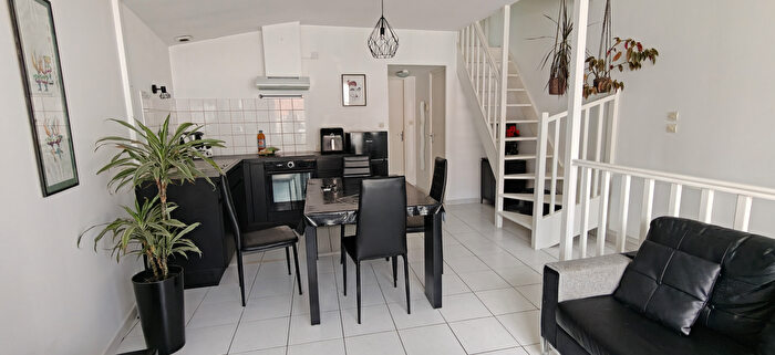 Appartement 4 pièces à vendre - Saint-Michel-Chef-Chef